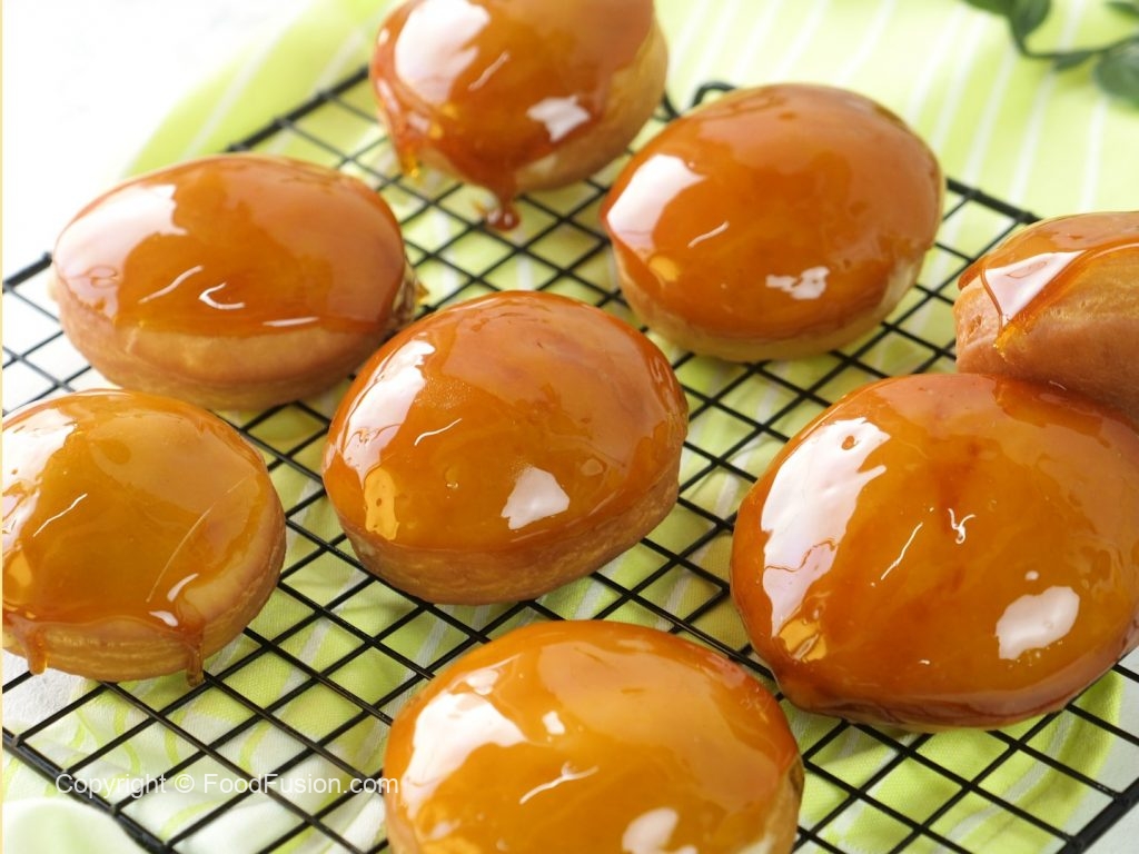 Crème Brulee Donuts – Food Fusion