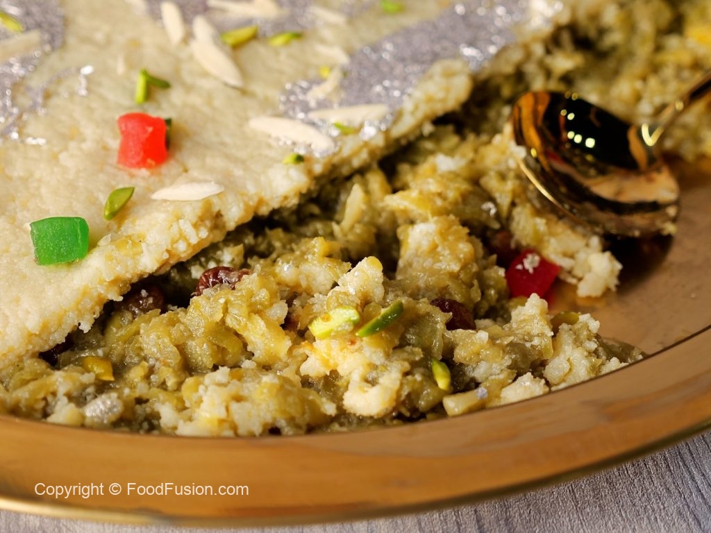 Halwai Style Lauki Ka Halwa – Food Fusion