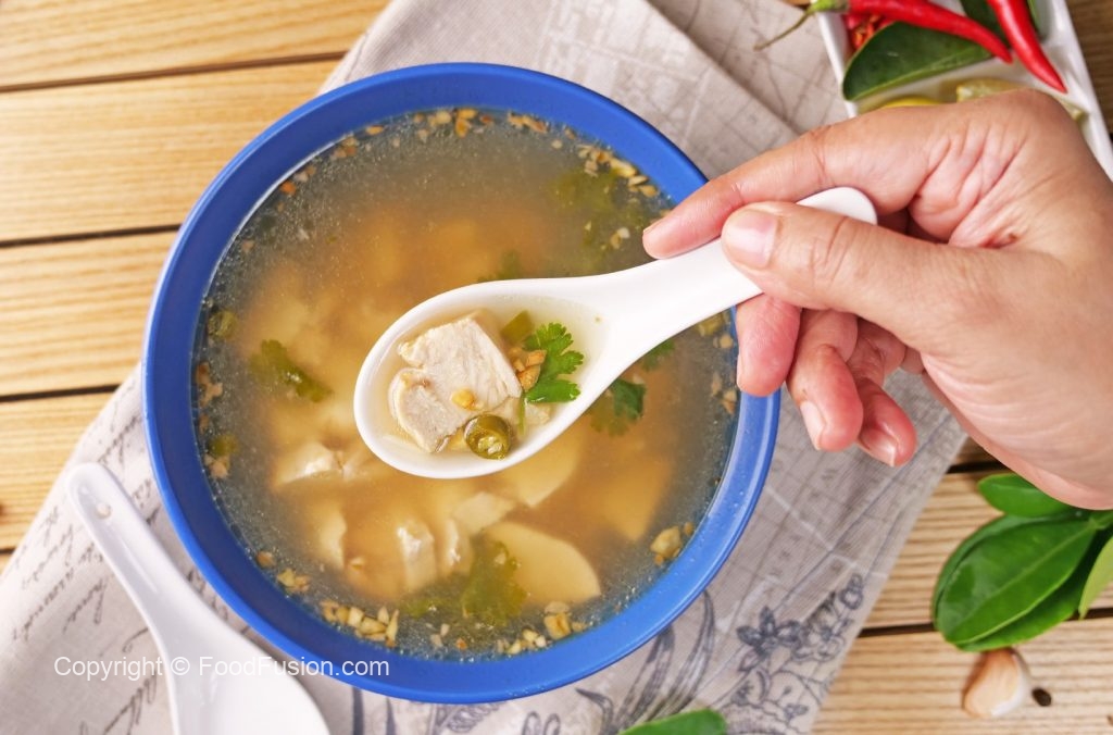 Thai Chicken Clear Soup – Food Fusion