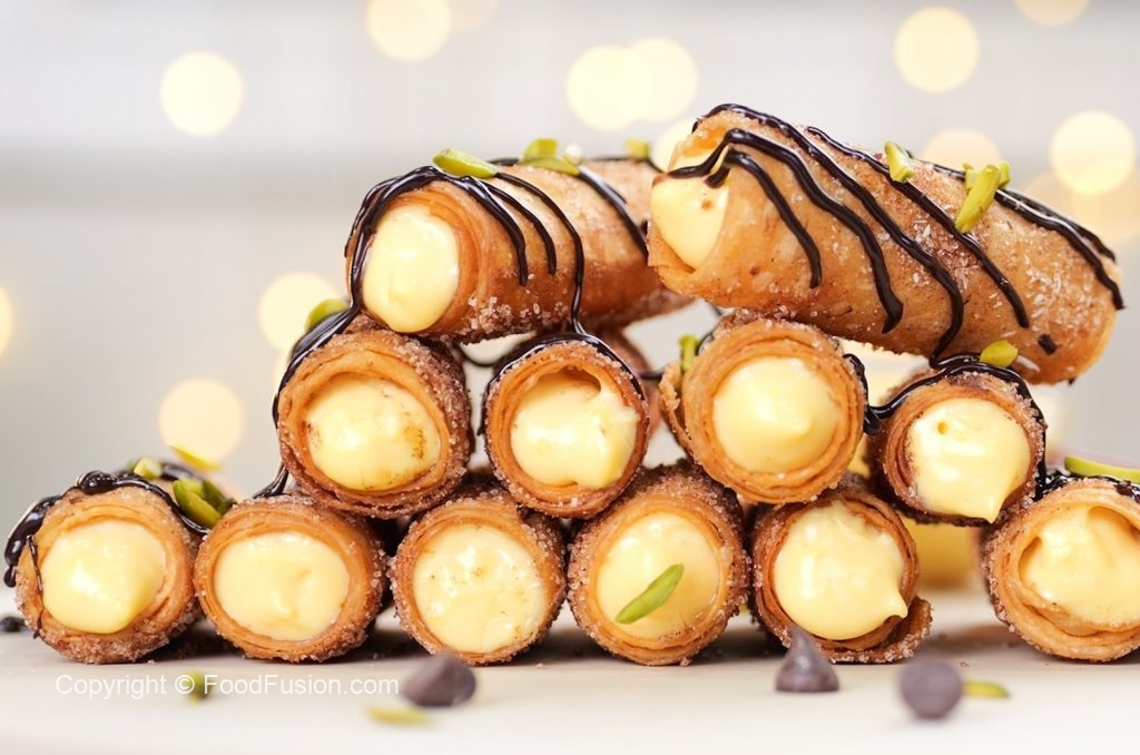 Samosa Roll with Creamy Custard Filling – Food Fusion