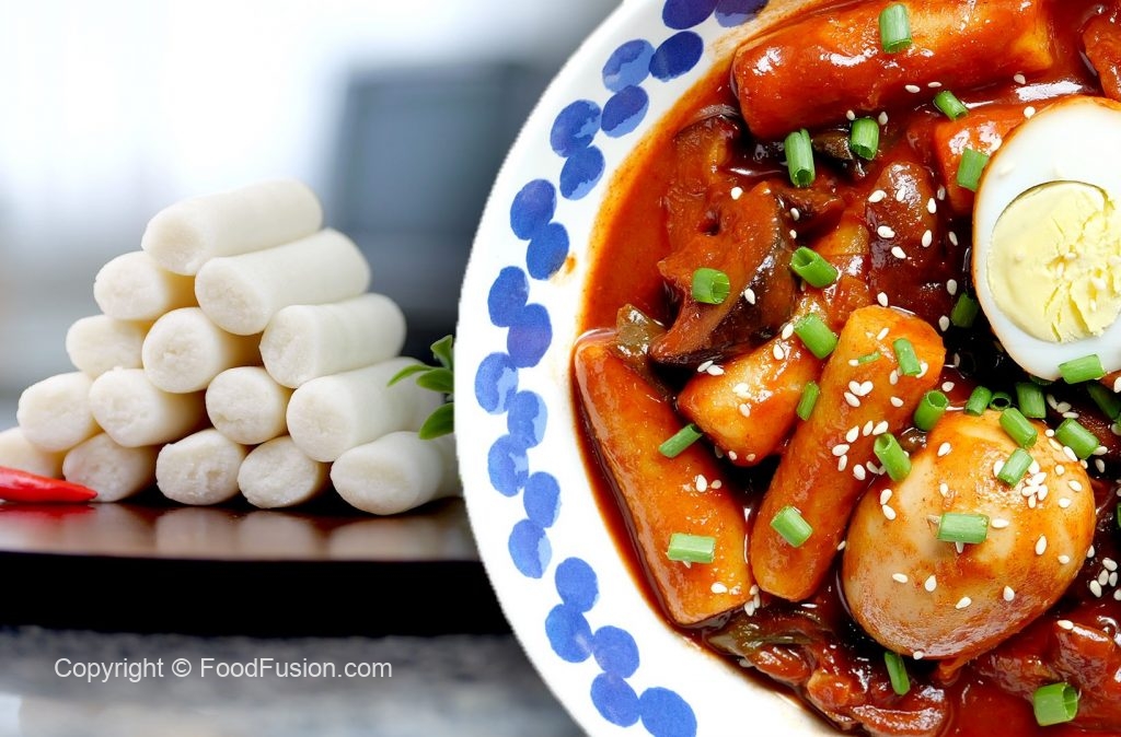 Tteokbokki with Homemade Rice Cake (Garaetteok) – Food Fusion