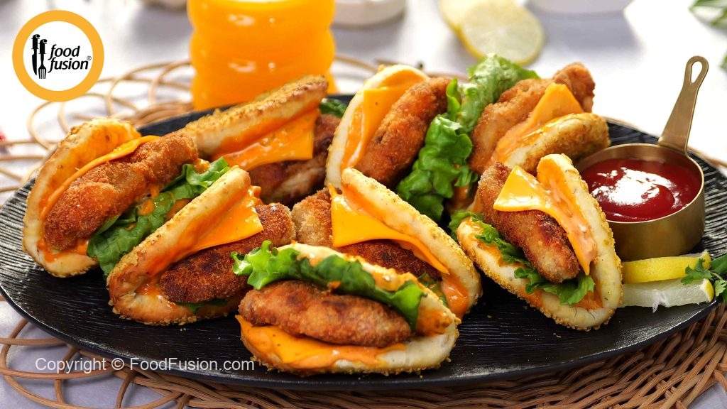 Hot Chilli Chicken with Airfried Bun Pockets – Food Fusion - Pakistani ...